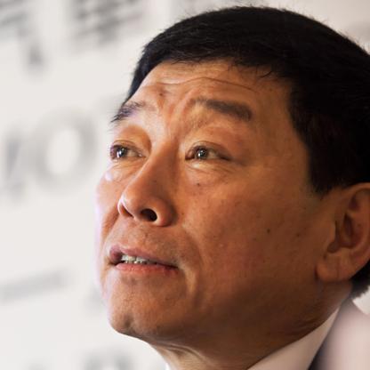 Wei Jianjun & family – celeb.app